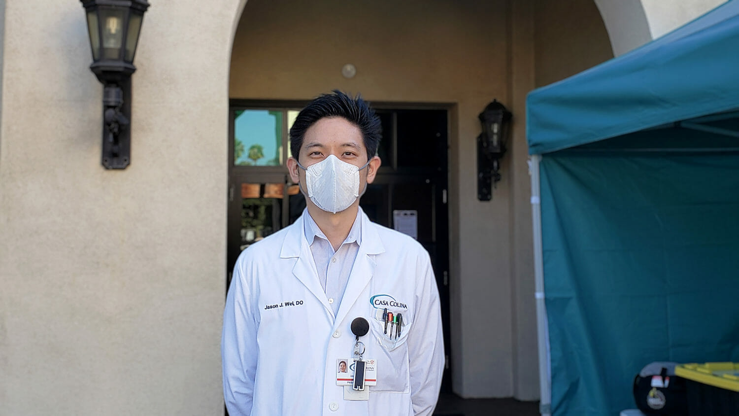 Dr. Jason Wei wearing N95 header v3 | WesternU News