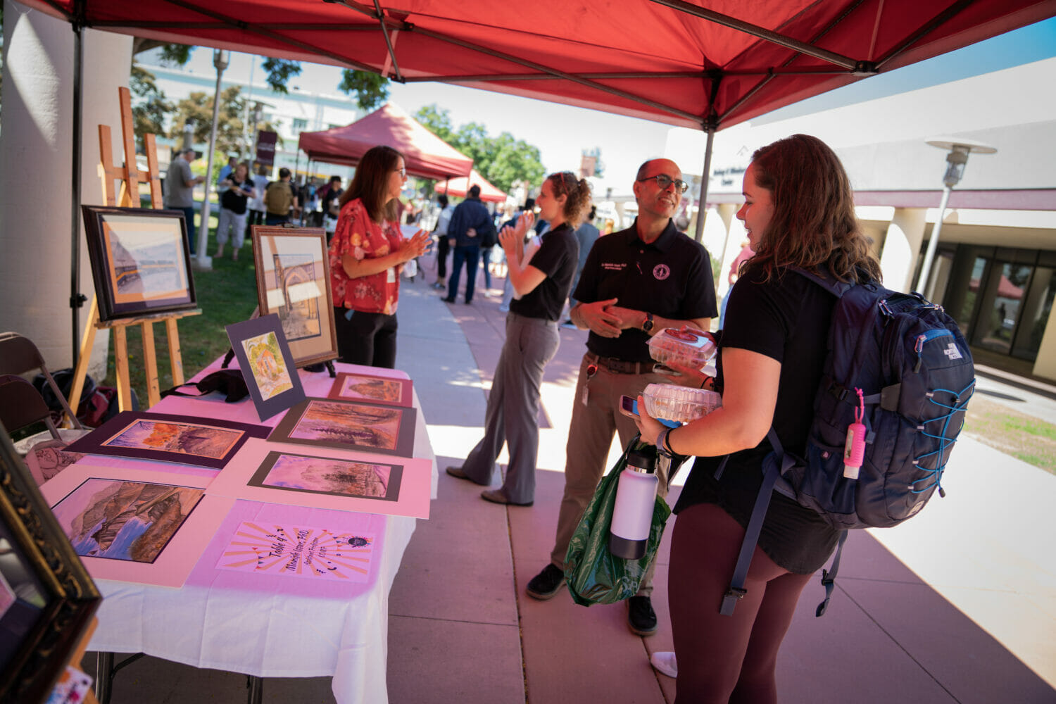 ‘Fest on 2nd’ celebrates art and music at WesternU | WesternU News