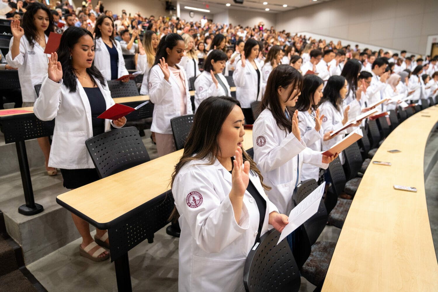 WesternU College of Optometry celebrates the Class of 2027 | WesternU News