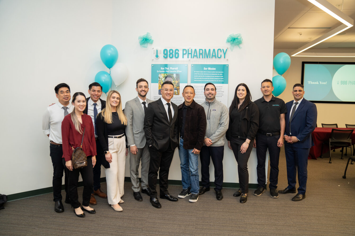 WesternU College of Pharmacy names classroom in honor of 986 Pharmacy ...