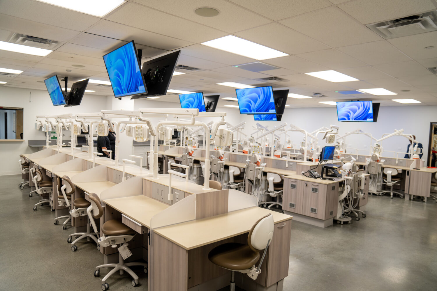 WesternU College of Dental Medicine celebrates Sim Center ribbon ...