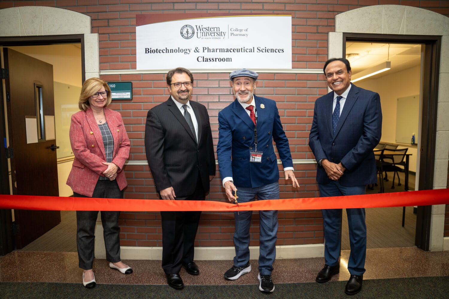 WesternU College of Pharmacy dedicates Biotechnology and Pharmaceutical ...