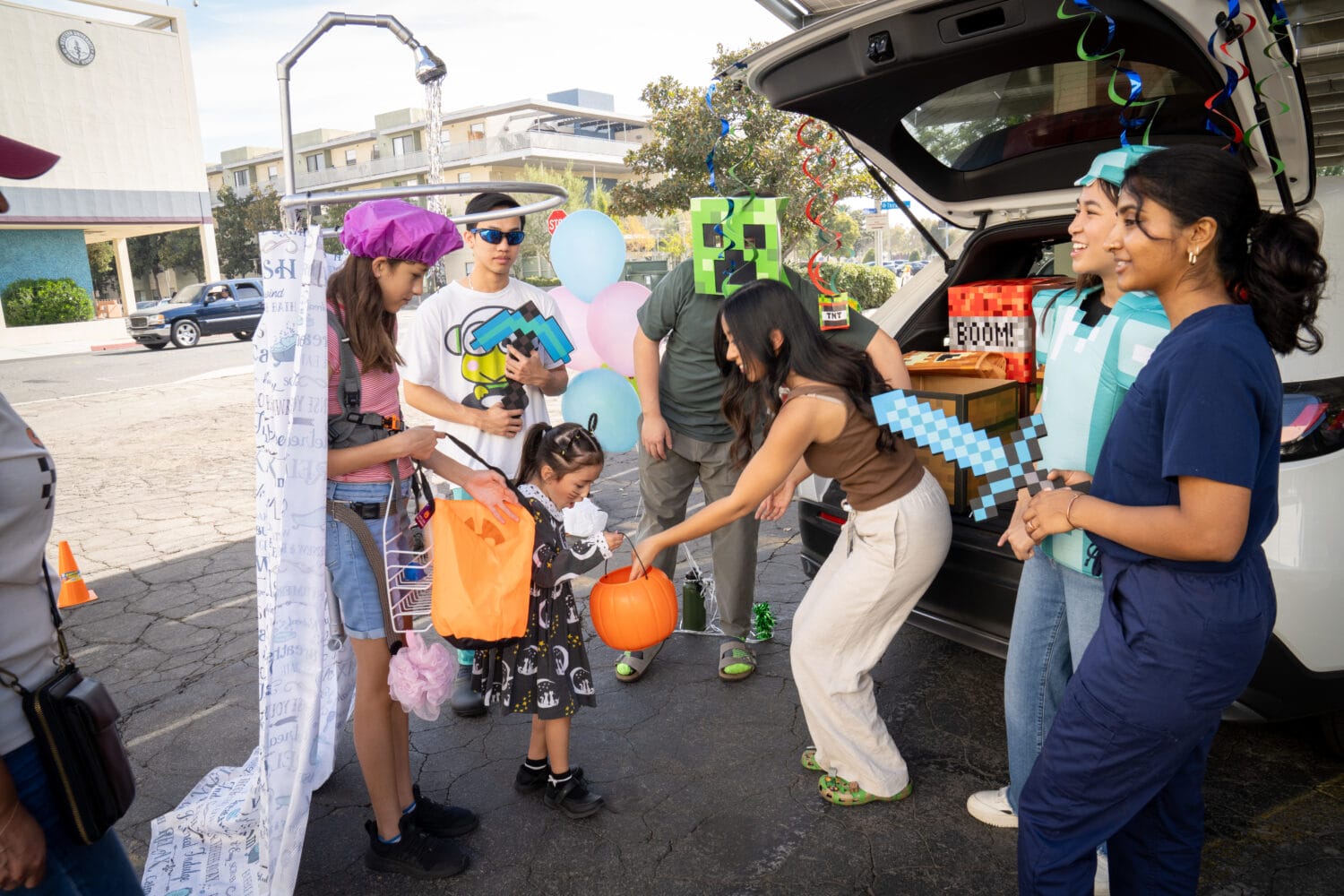 Hundreds attend WesternU’s Health and Wellness Fair, Trunk or Treat ...